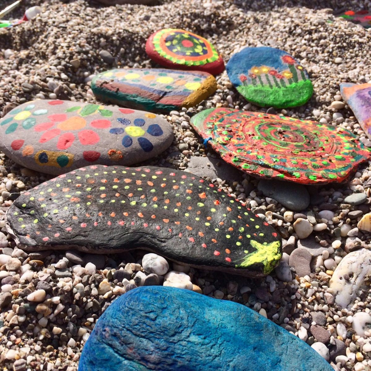 [Photos] Mindful Art at the Beach – Mindful Art Club